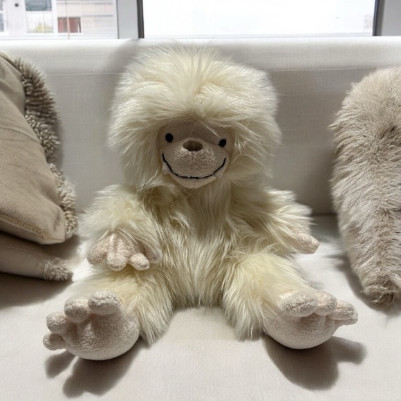 Jellycat | Toys | Jellycat Yani Yeti Abominable Snowman Bigfoot Plush ...